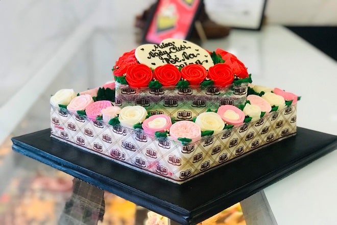 Bánh kem Dallas có ngon không? Giá bao nhiêu, có đắt không?