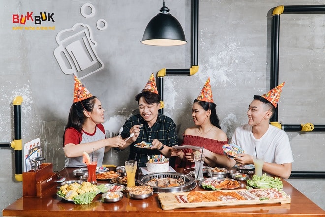 Buk Buk - Buffet lẩu nướng đường phố kiểu Hàn có gì đặc biệt?